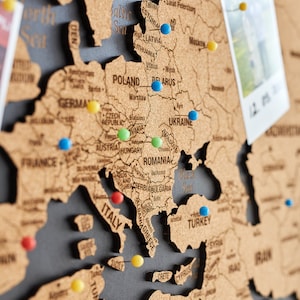 Set of 3 Wall Art Wood World Map Wall Art, Push Pin World Map Wall ...