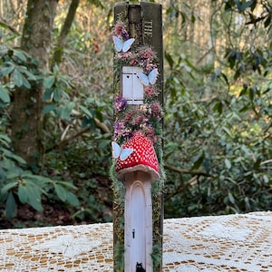 Custom Single Book Bookshelf Insert Samples/one Antiqued and Distressed ...