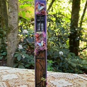 Custom Single Book Bookshelf Insert Samples/one Antiqued and Distressed ...