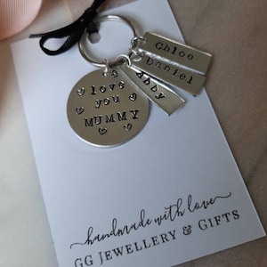 Mum Keyring, Mums Keys, Gift for Mum, Children's Name Keyring for Mum ...