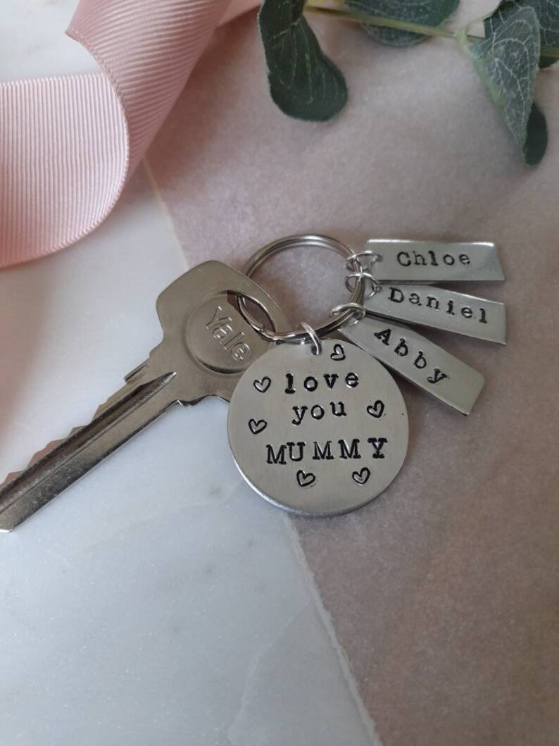 Mum Keyring, Mums Keys, Gift for Mum, Children's Name Keyring for Mum ...