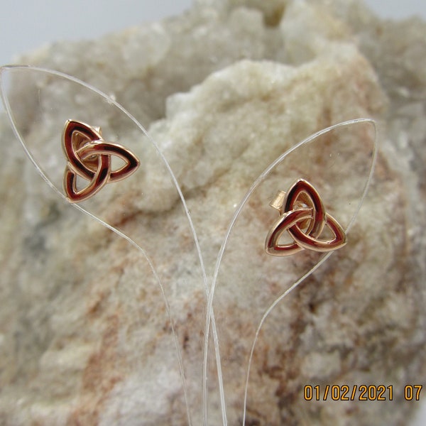 Trinity Knot Earring - Etsy