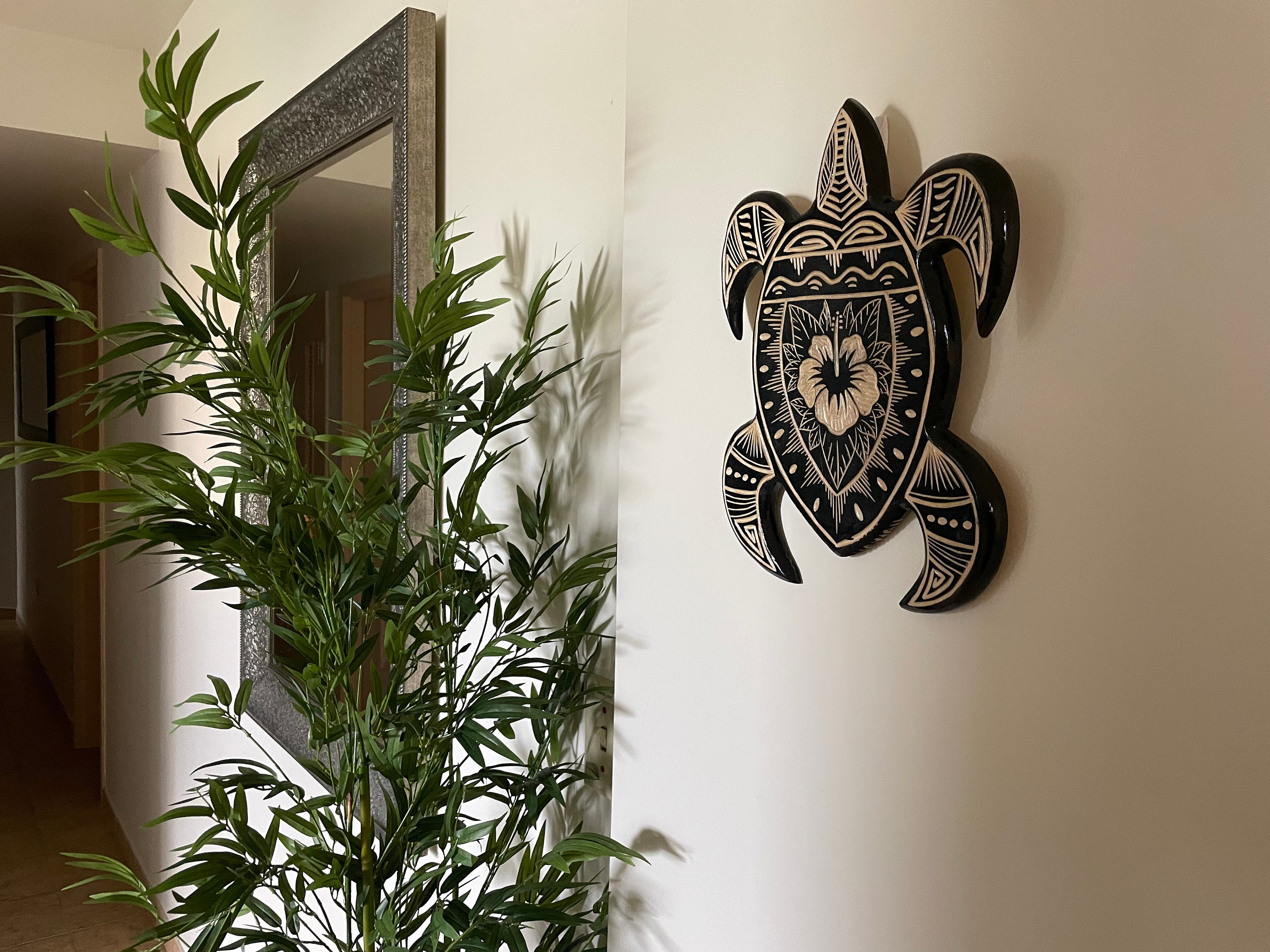 Hand Carved Sea Turtle Plaque – Polynesian Hibiscus Wood Wall Art - Etsy