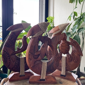 Amazingly Detailed Solid Sea Hibiscus Wood- Hand-carved Makau With Honu ...