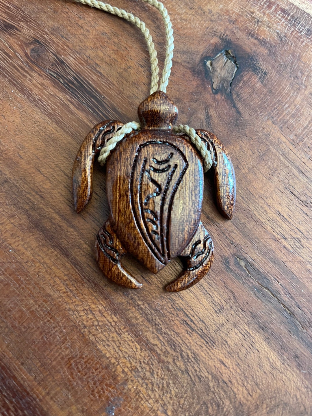 Handcarved Koa Wood Sea Turtle Necklace – Polynesian Honu Jewelry - Etsy