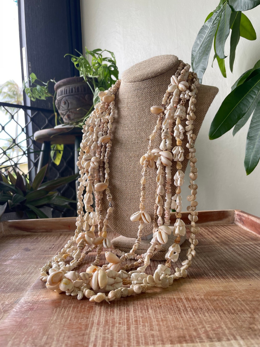 Seashell Lei Set – Pink & White Puka Shells, Graduation Leis (39-28 ...