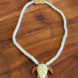Polynesian 18 Beautiful Litub Shell Necklaces With Solid Primitively ...
