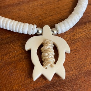 Polynesian 18 Beautiful Litub Shell Necklaces With Solid Primitively ...