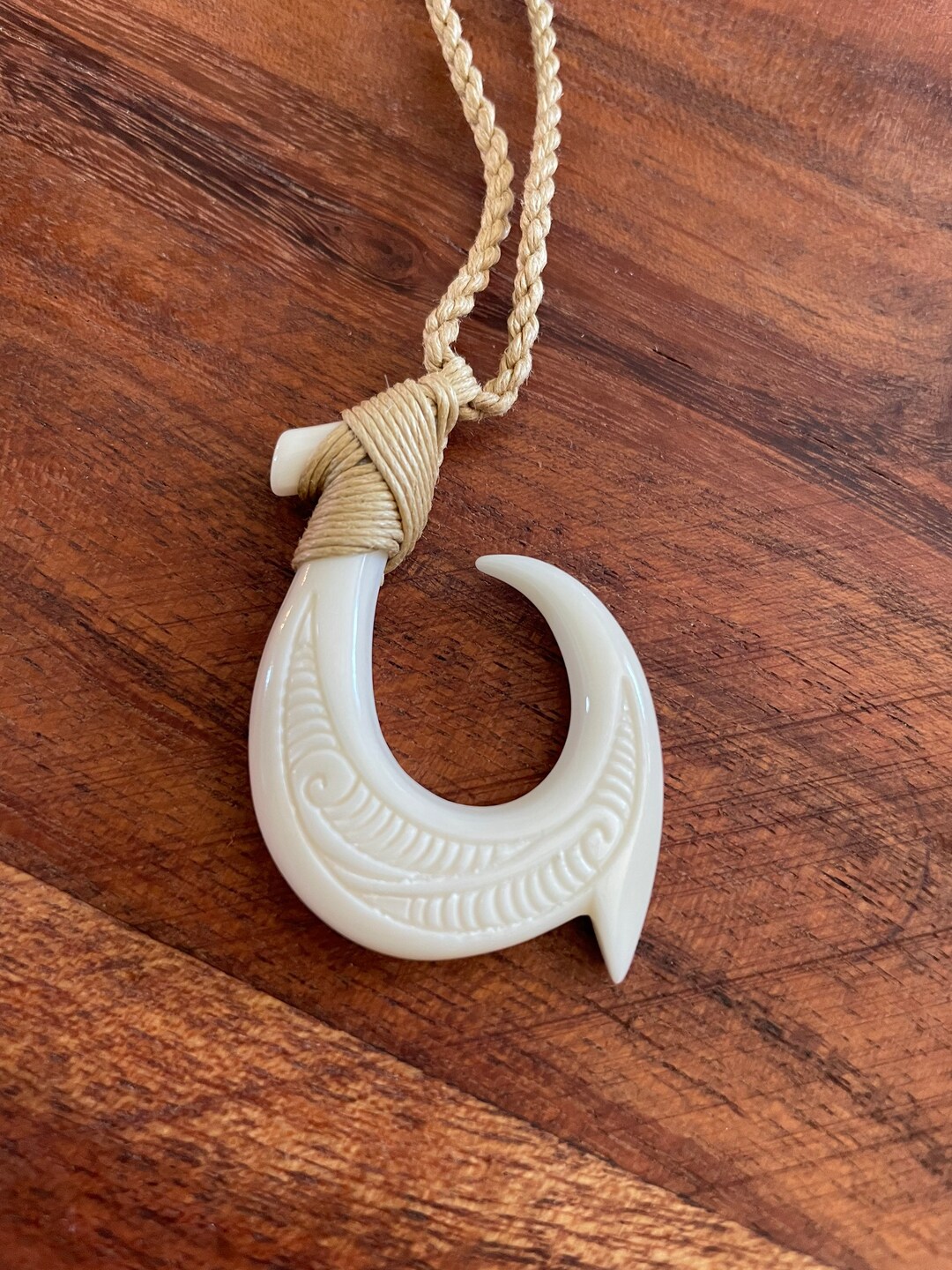 Polished Polynesian Solid Buffalo Bone Hei-makau Fish Hook Adjustable ...