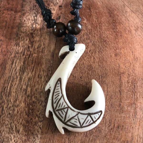 Makau Bone Necklace - Etsy