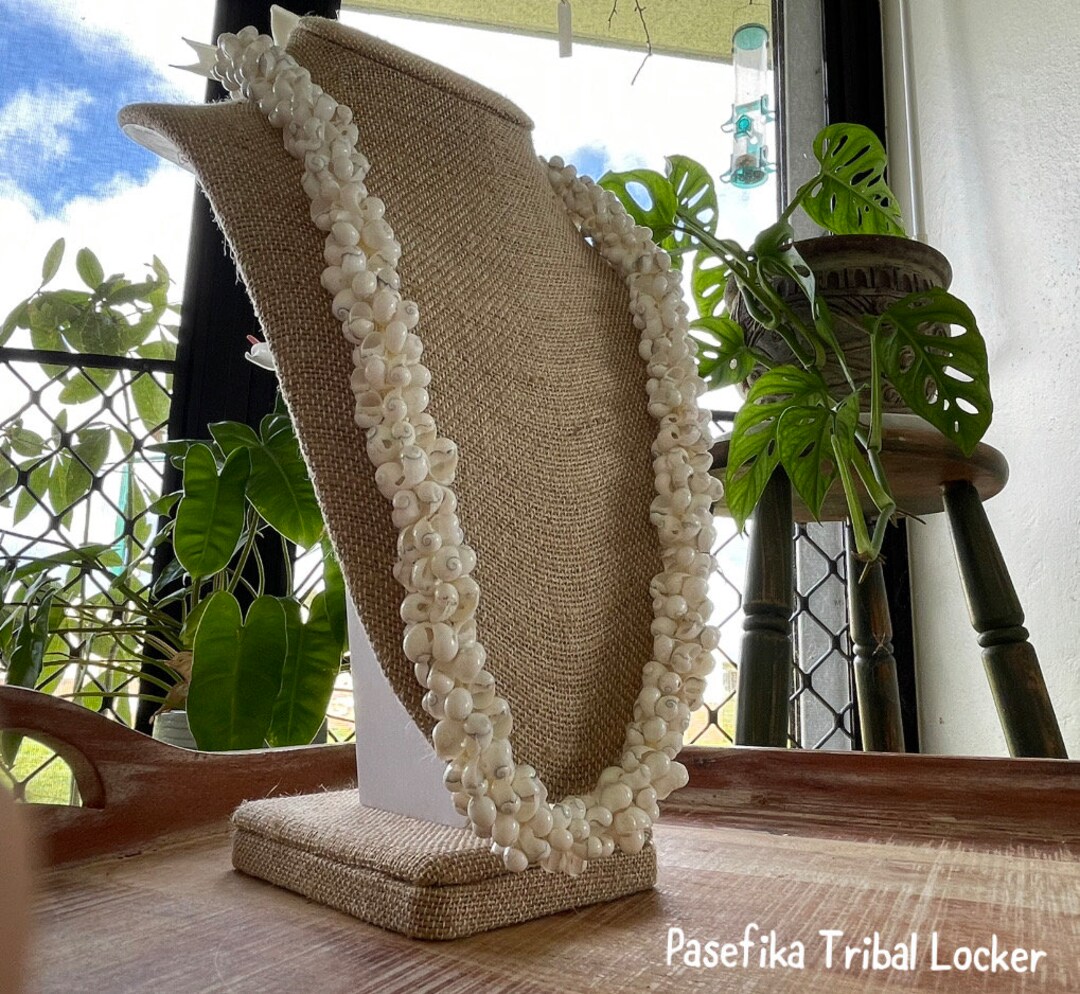 13 26 Tip to Tip Authentic White Mongo Shell Necklaces With Adjustable ...