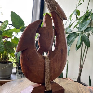 Amazingly Detailed Solid Sea Hibiscus Wood- Hand-carved Makau With Honu ...