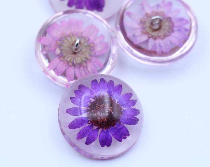 Purple Pressed Flower Button / Floral Button / Made in Italy / Flower ...