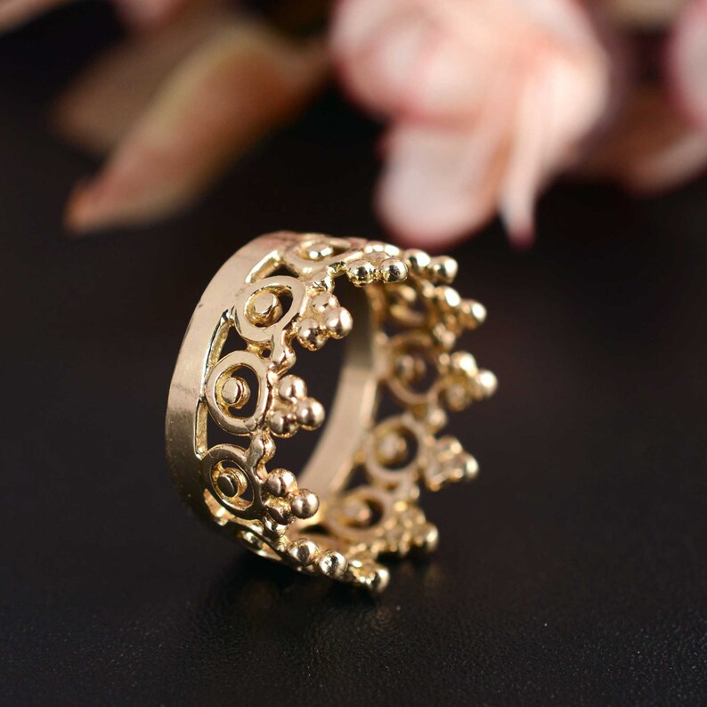 Solid Gold Crown Ring, Queen Ring, Wide Crown Ring, Royal Crown Timeless Jewelry, Royal Band ...