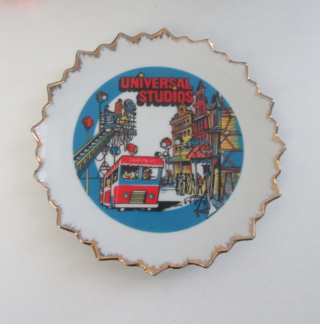 Vintage 1970's Universal Studios Souvenir Plate Vintage Souvenir ...