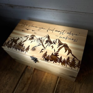 Large Box Mountain Scene Memento Gift Box - Etsy