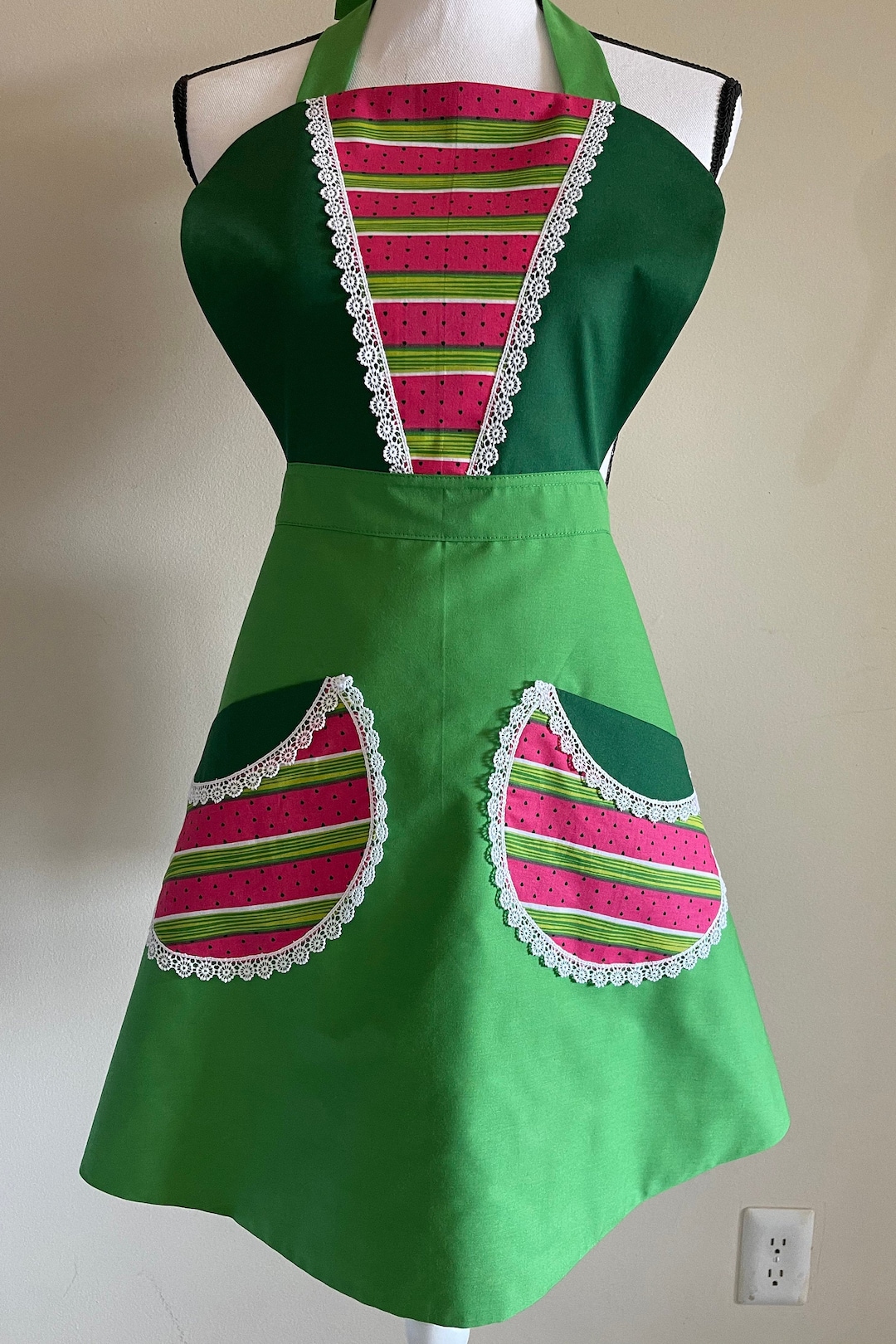 Watermelon Style Apron With Pockets- Long Adjustable Ties- With Ruffles ...