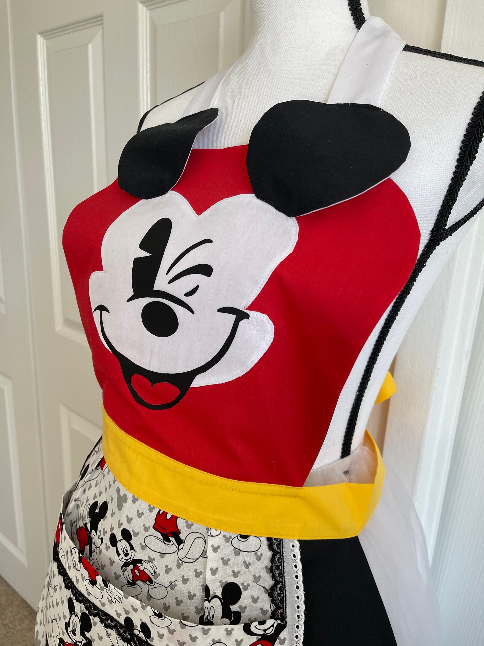 Mickey Mouse Style Apron With Pockets-long Adjustable Ties-with Ruffles ...