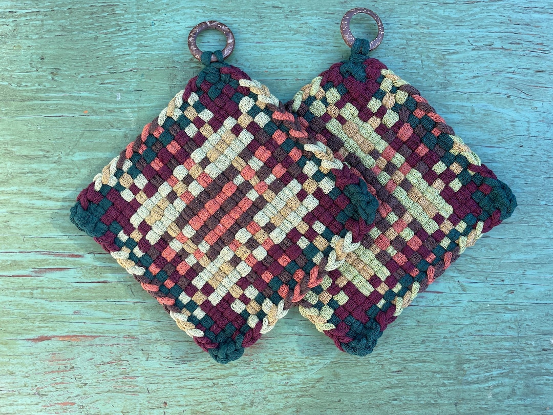 Log Cabin - Handcrafted Woven Cotton Potholders: Kitchen Hot Pads With ...