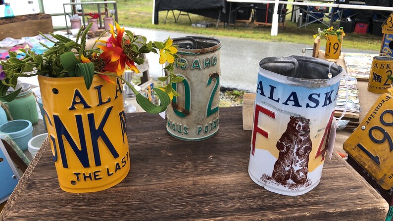 License Plate PlantersRound License Plate PlanterRustic | Etsy