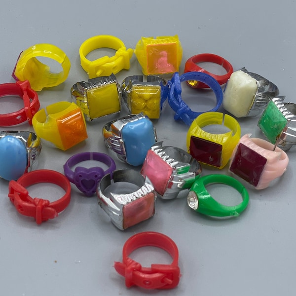 Vintage Plastic Toys - Etsy