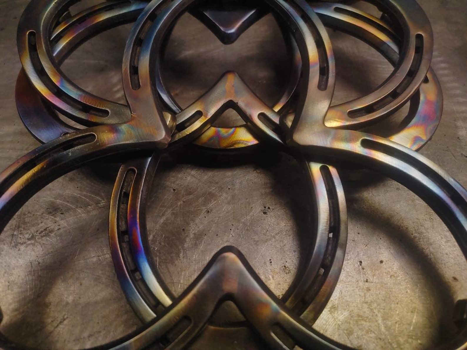 Welded Horseshoe Trivet /height Adjustable / Handmade / Highest Quality ...