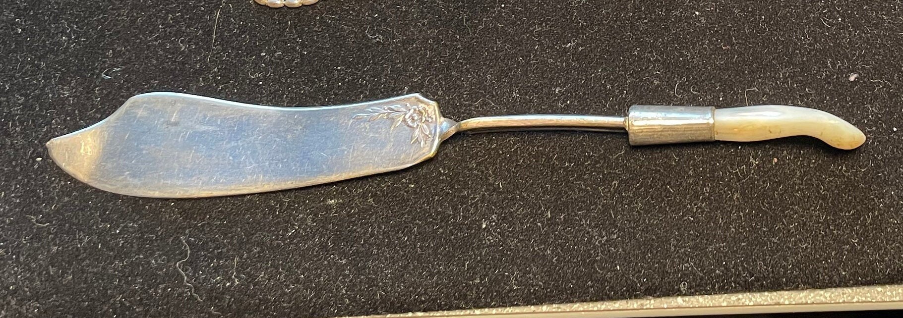 Sheffield A--1 Plate Butter Knife W/mother of Pearl Handle - Etsy