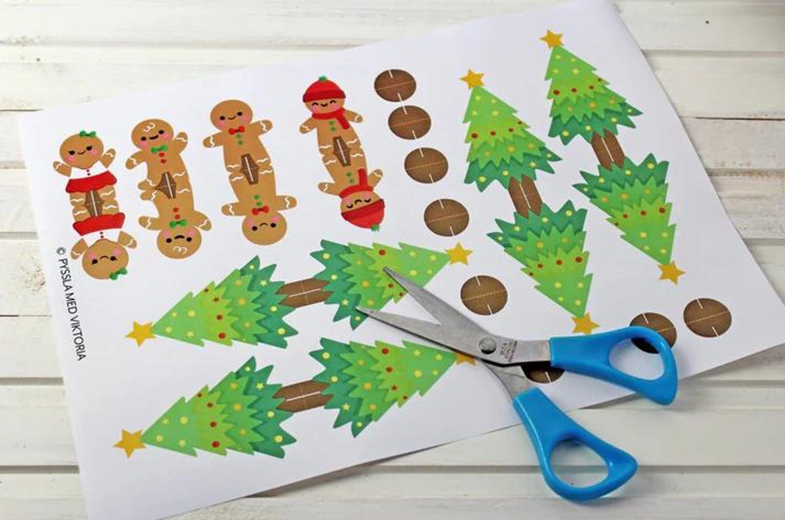Printable Gingerbread House Advent Calendar, DIY Holiday Countdown ...