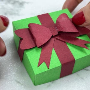 Christmas Exploding Box SVG, DIY Explosion Box, Gift Box Template ...