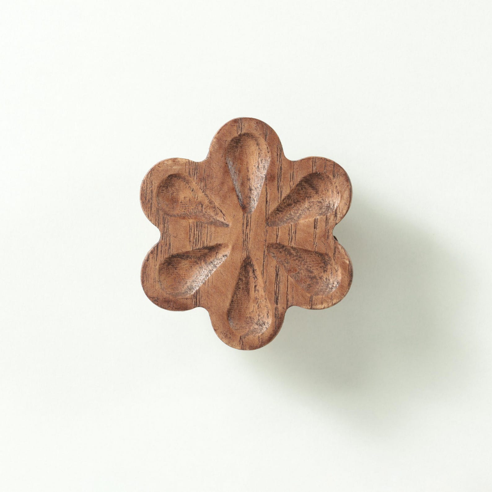 Flower Shape Furniture Door Handles – Handcrafted Ash Wood Knobs for ...
