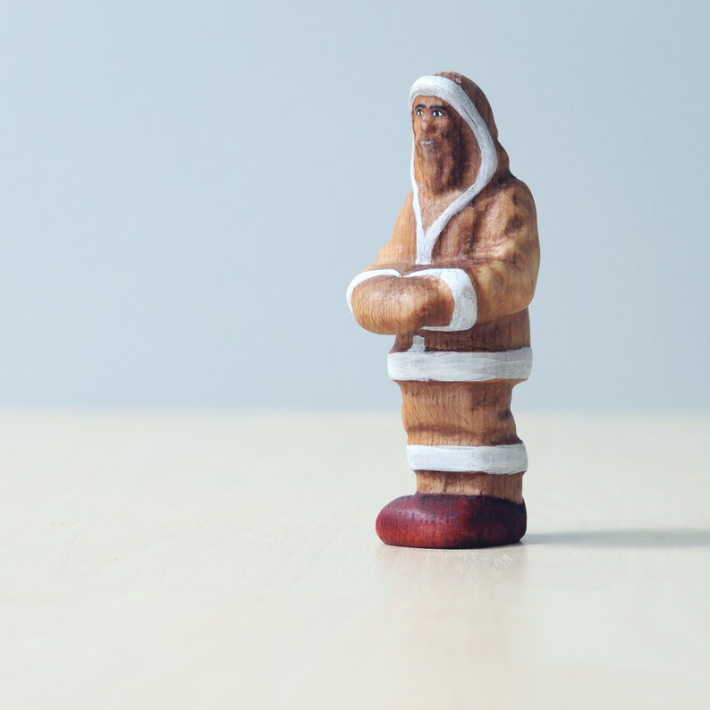 Wooden Inuit People Wooden Eskimo Figures Hand Made Toy - Etsy