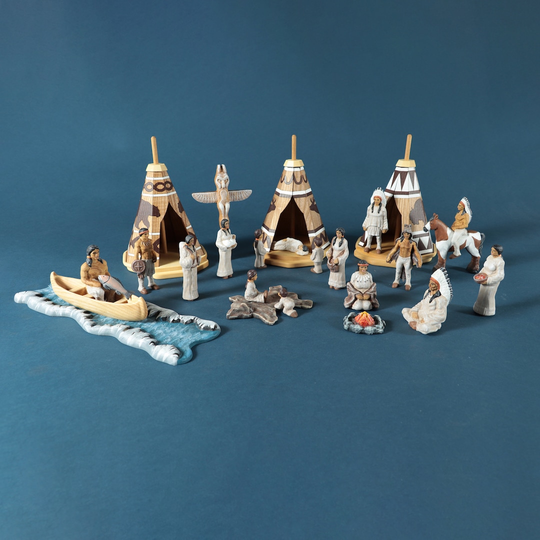 Native American People Handmade Wooden Toy, Indigenous American, Open ...