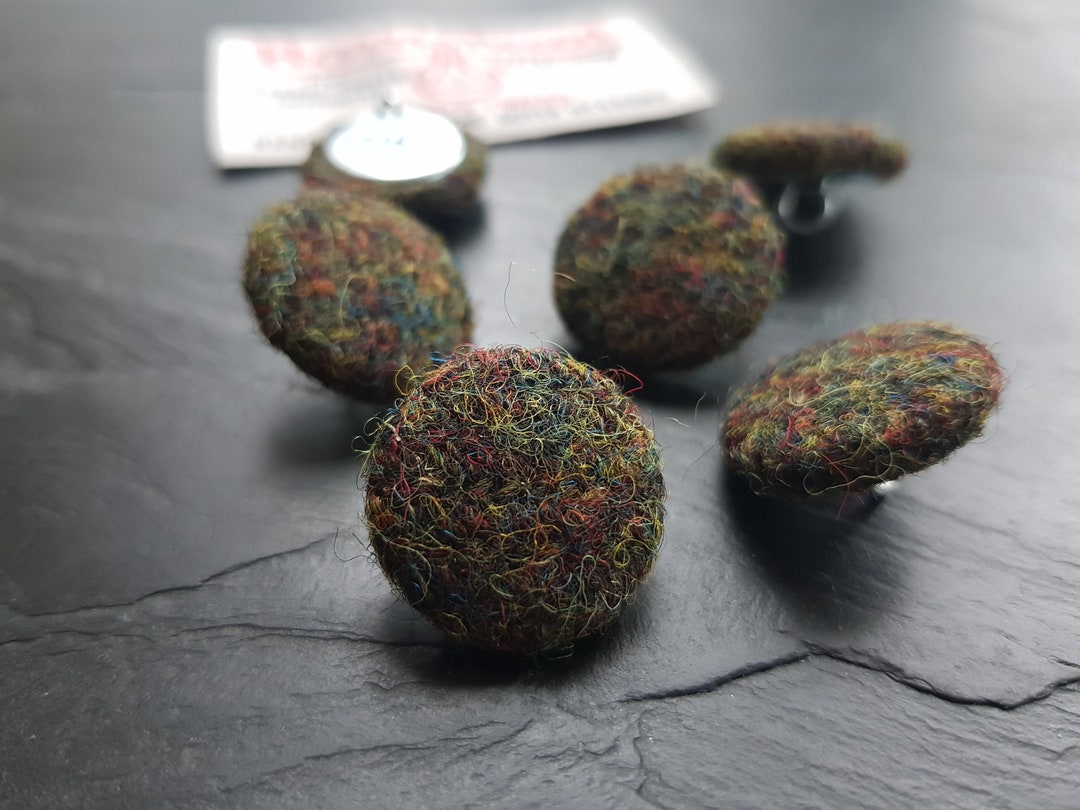 Hand Covered Moss Green Harris Tweed Buttons, Metal Shank - Etsy