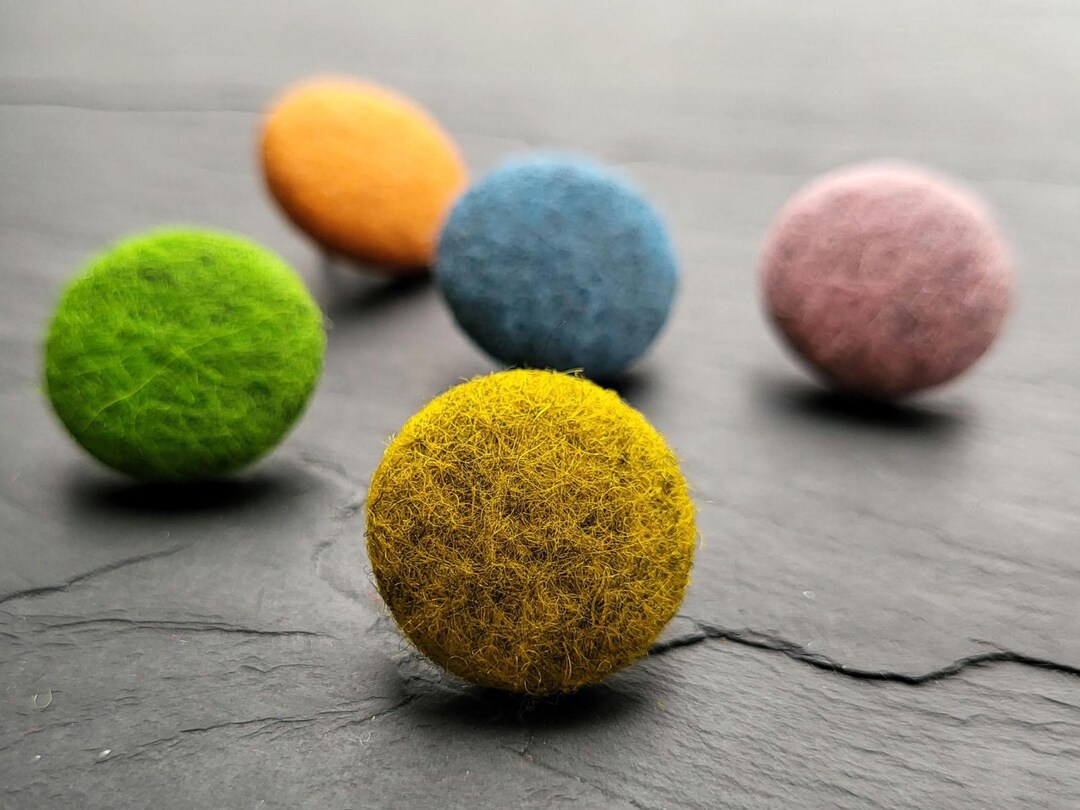 100% Wool Felt Buttons Hand Covered in New Colours 23mm Metal Shank ...