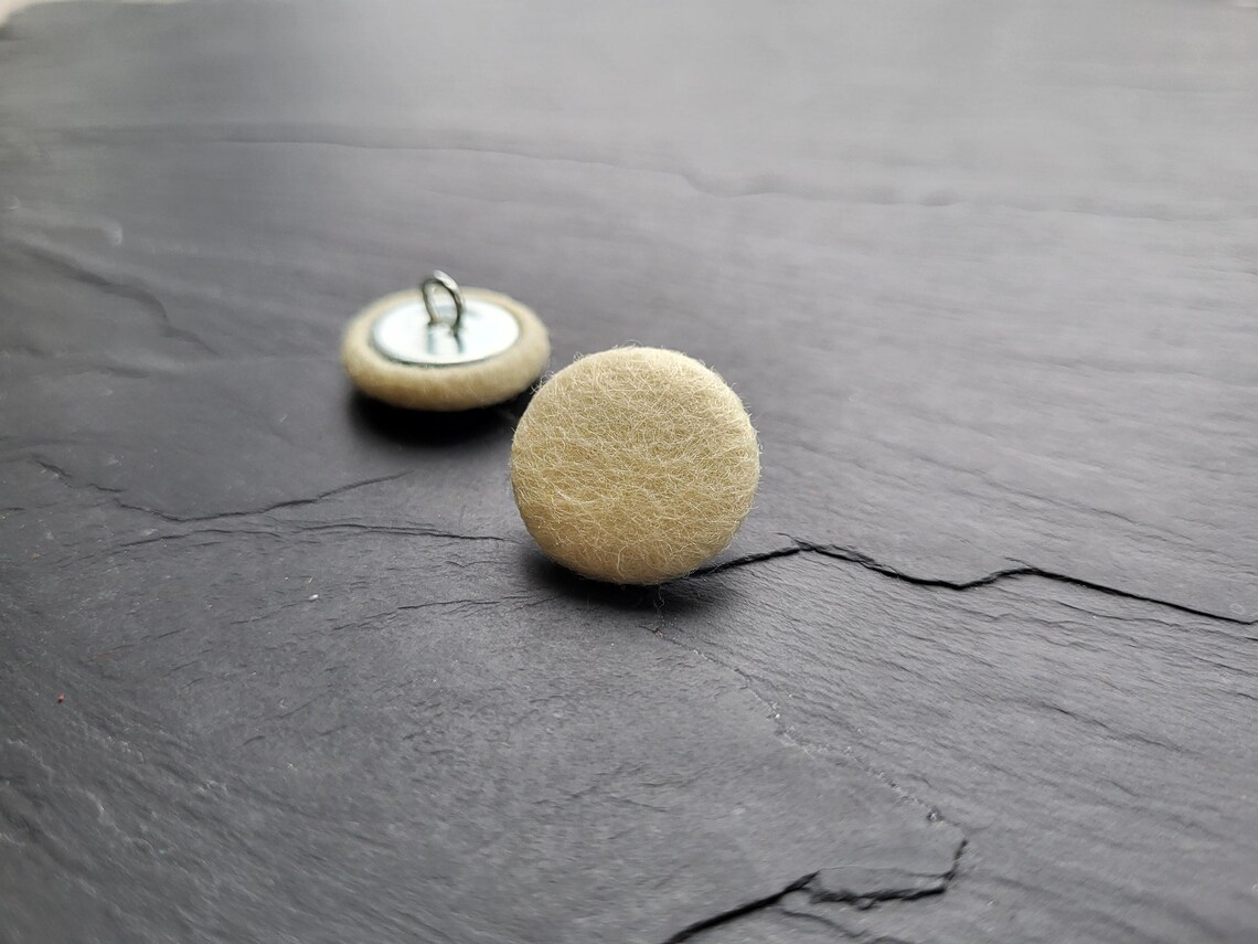 23mm Green Felt Buttons 100% Wool Hand Covered Metal Shank Buttons 85 ...