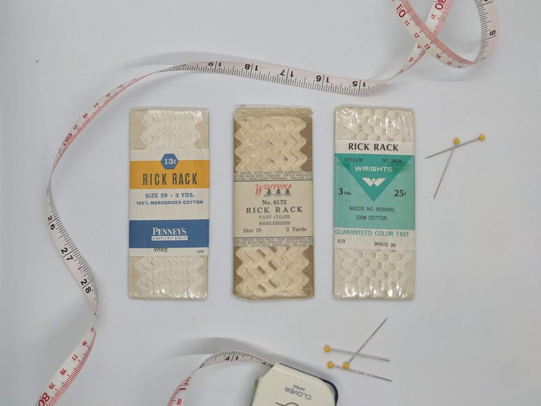 White Vintage Medium Rick Rack - Original Packaging - Various White ...