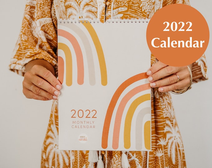 2022 Wall Calendar | Abstract Rainbow Monthly Calendar | 2022 ...