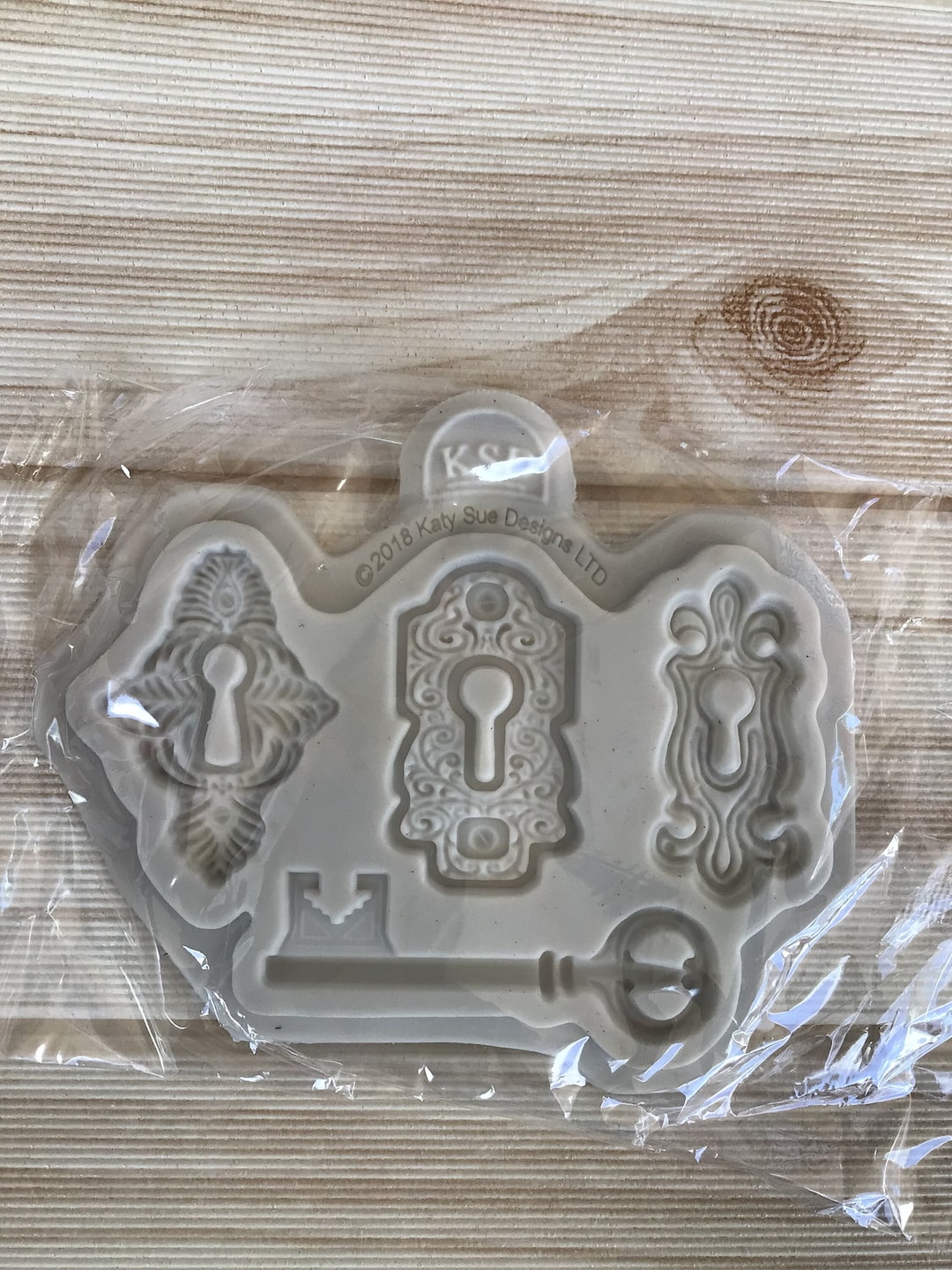 Key and Horseshoes Silicone Mold, Hinges Mold, Box Decorating Mold ...