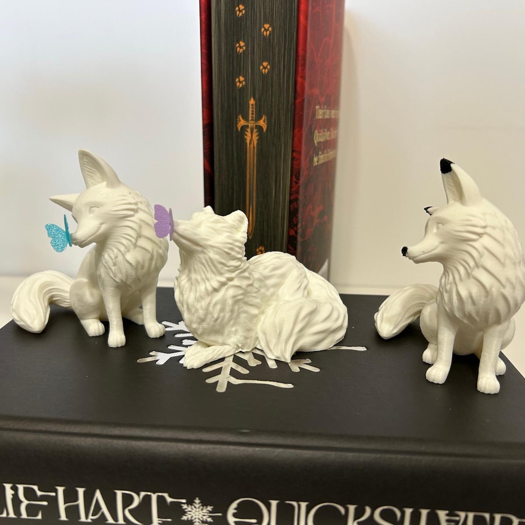 White Fox,quicksilver Onyx Fox, Bookshelf Decor, 3d Print, Romantasy ...