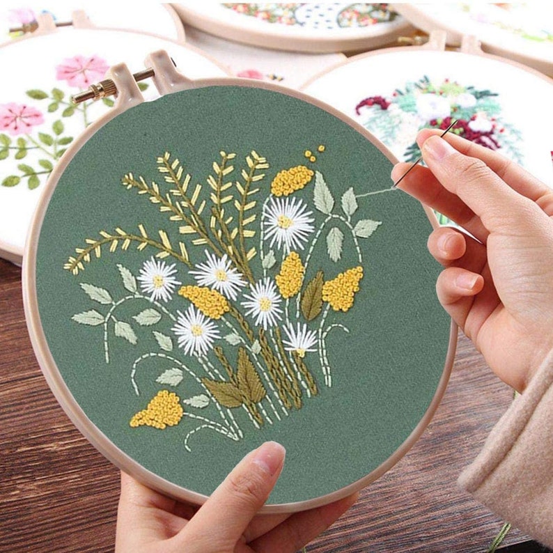 Floral Embroidery Kit - Embroidery Patterns - Beginners Needlecraft ...