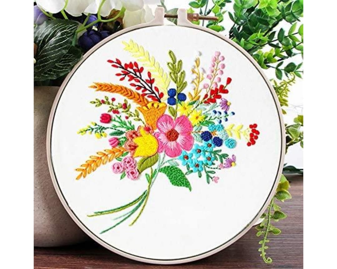 Floral Beginner Embroidery Kit - Modern Flower Plant Hand Embroidery ...