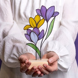 Crocus Flower Stained Glass Desk Standing Decor on Wooden Platform - Etsy
