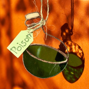Poison Bottle Halloween Stain Glass Decor, Halloween Spells Potion ...