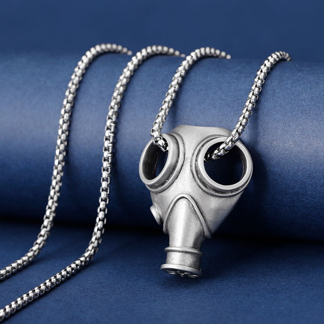 Gas Mask Pendant Necklace for Men, Retro War Jewelry, Biohazard Mask ...