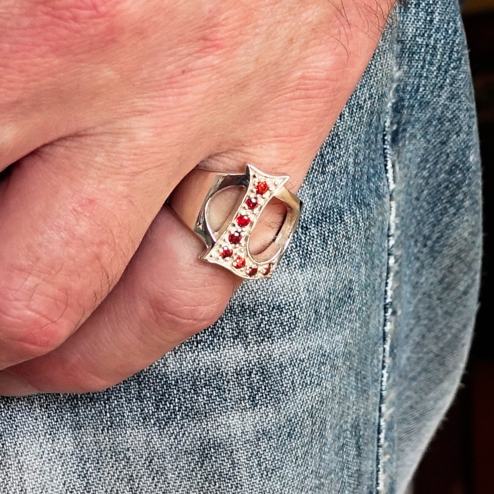 Sterling silver initial L ring with 8 Sparkling Red CZ stones | Etsy