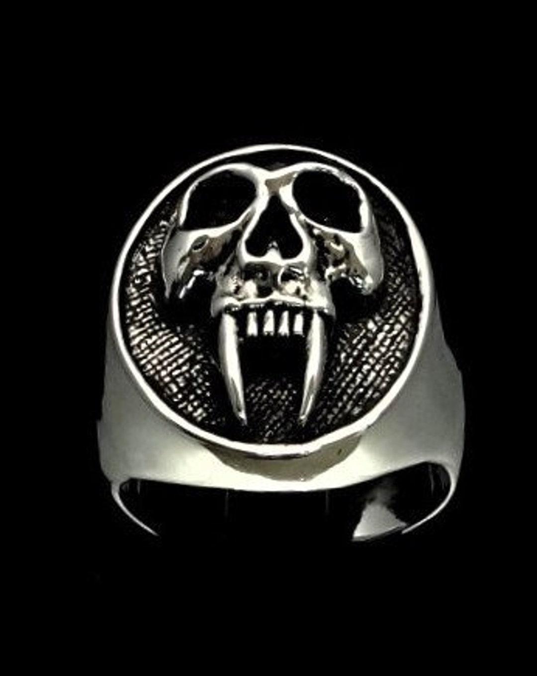 Antiqued Oval Sterling Silver Ring Big Fang Vampire Skull High Polished ...