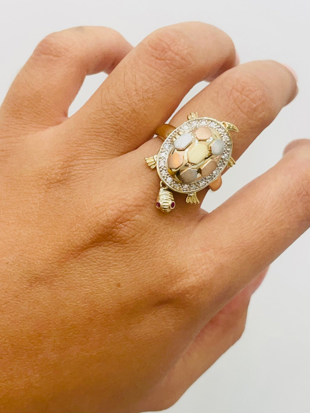 14K Tricolored MOM Turtle Ring - Etsy