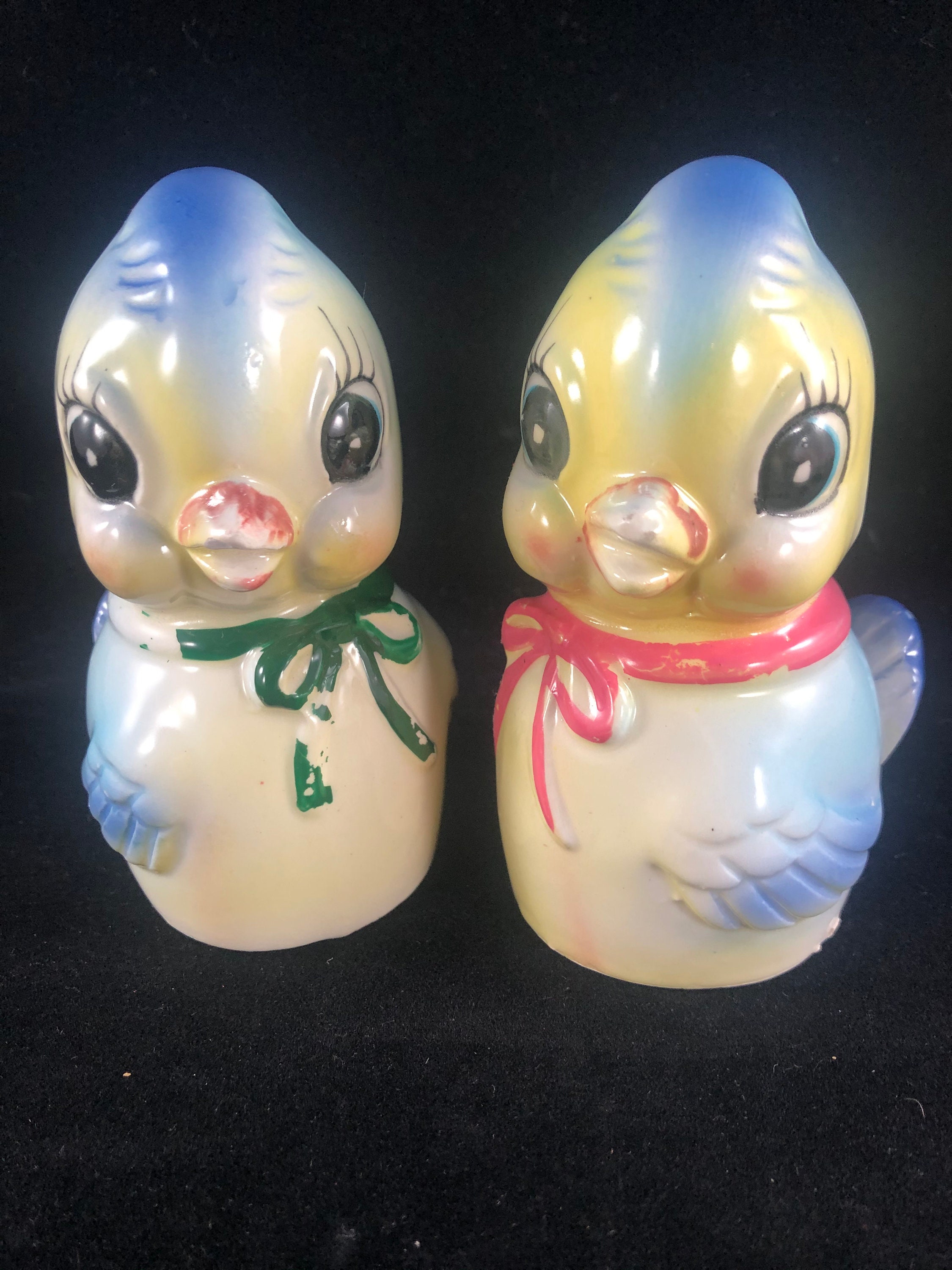 Commodore Baby Chicks / Salt & Pepper Shakers / Commodore Set - Etsy