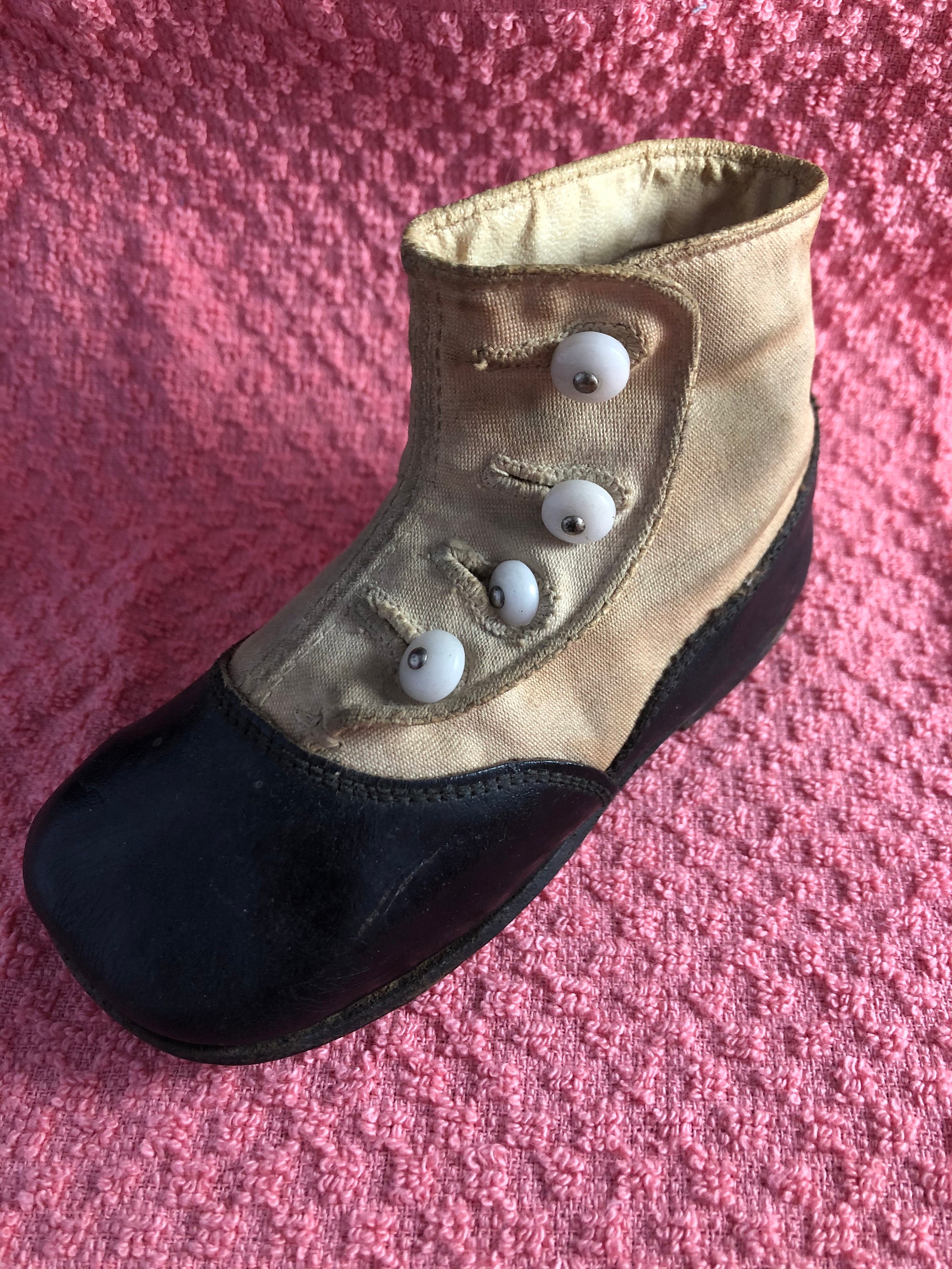 Patent Leather Shoe / Button up shoe / Leather with white | Etsy