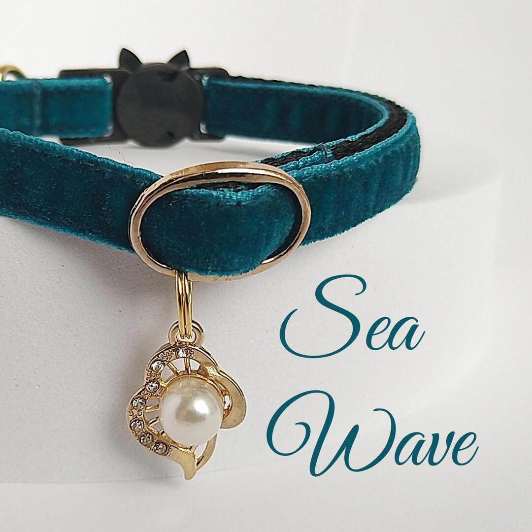 Cat Collar With Pearl in the Shell/dog Collar/velvet Collar With Charm ...